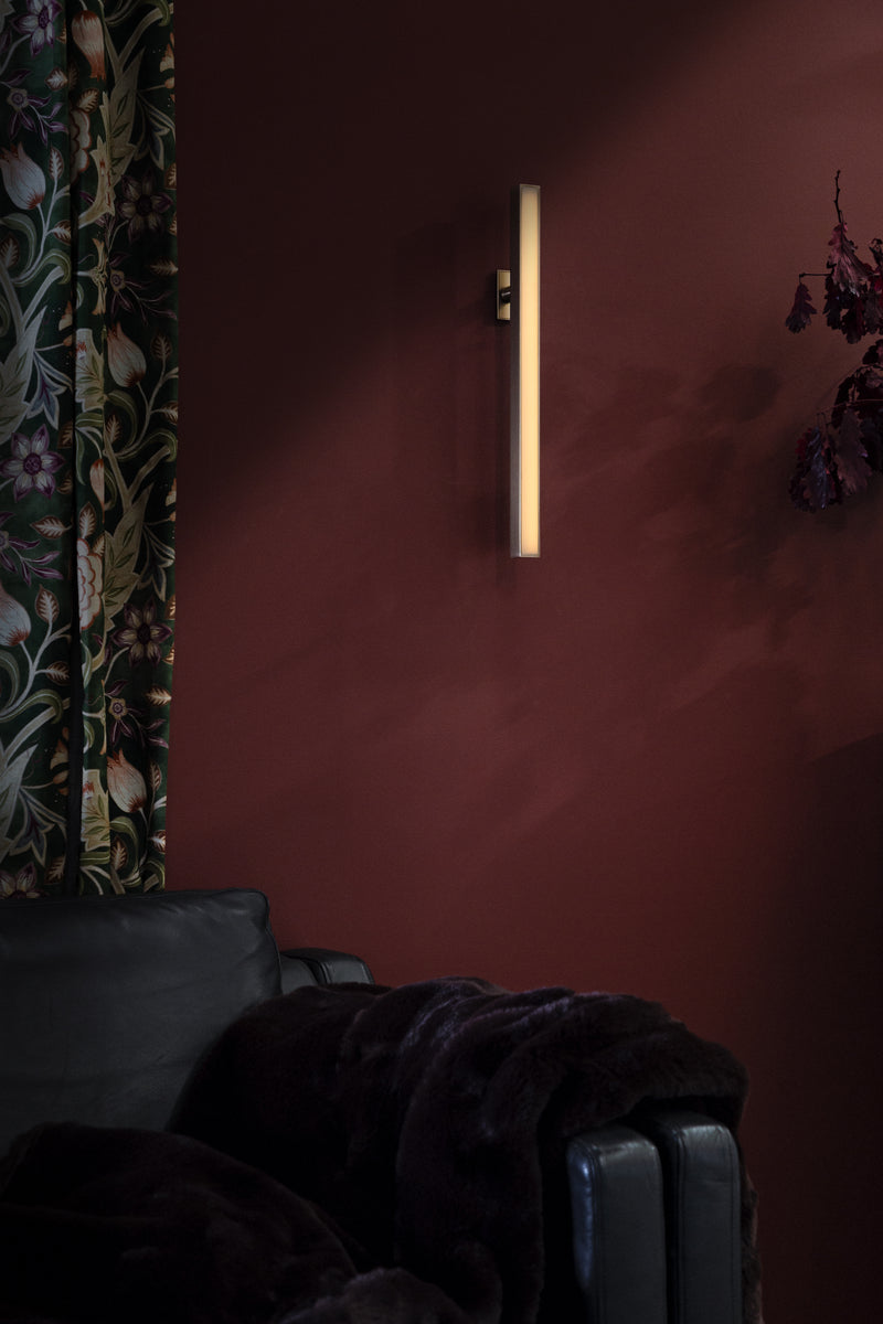 Lateral Wall Light – Powersurge