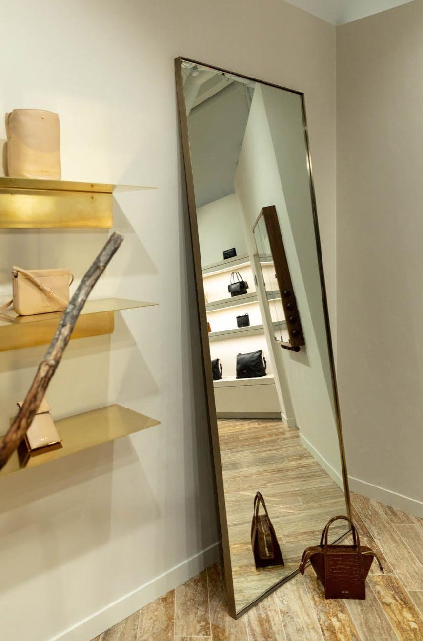 Place Mirror – Powersurge