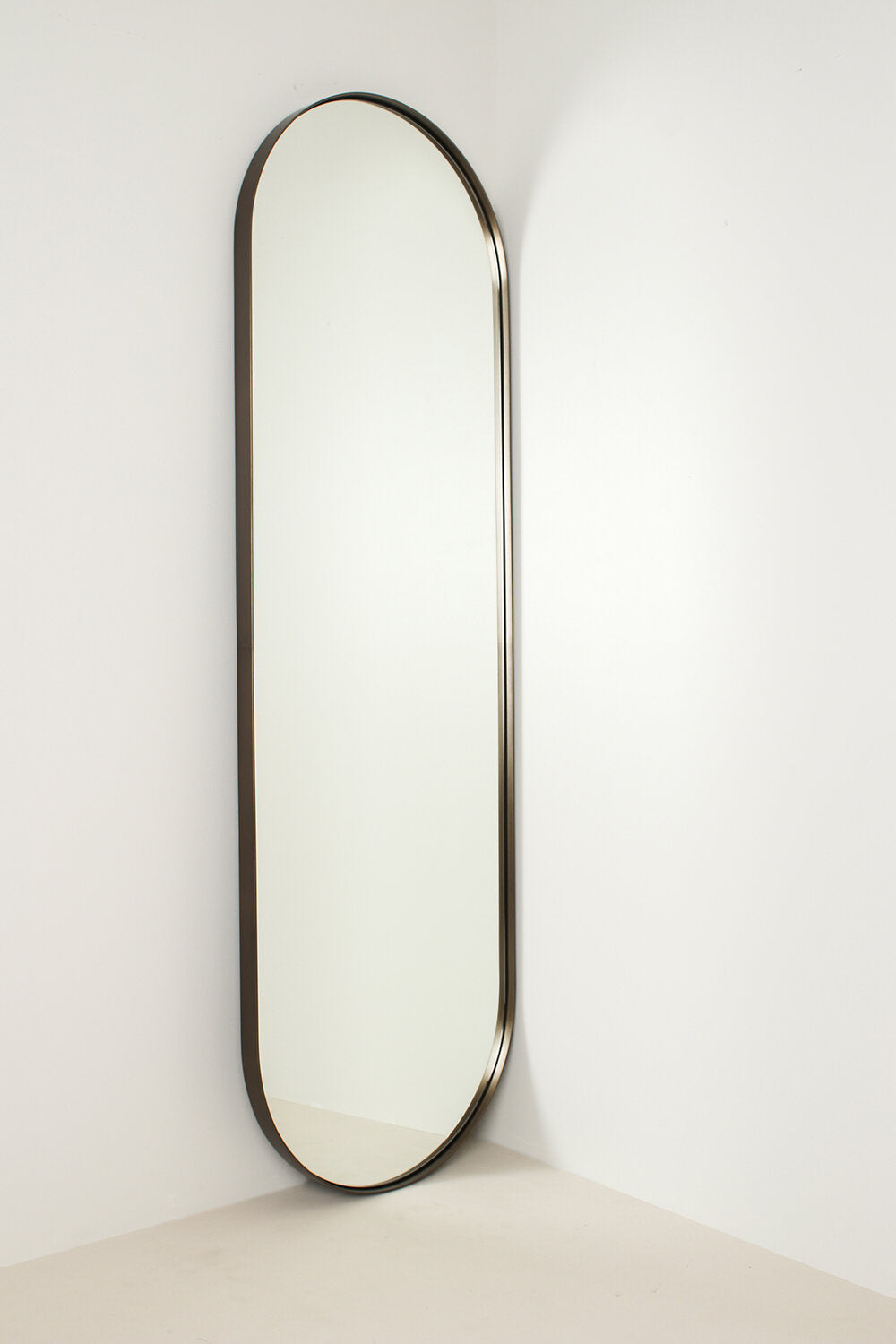 Sphere Mirror – Powersurge